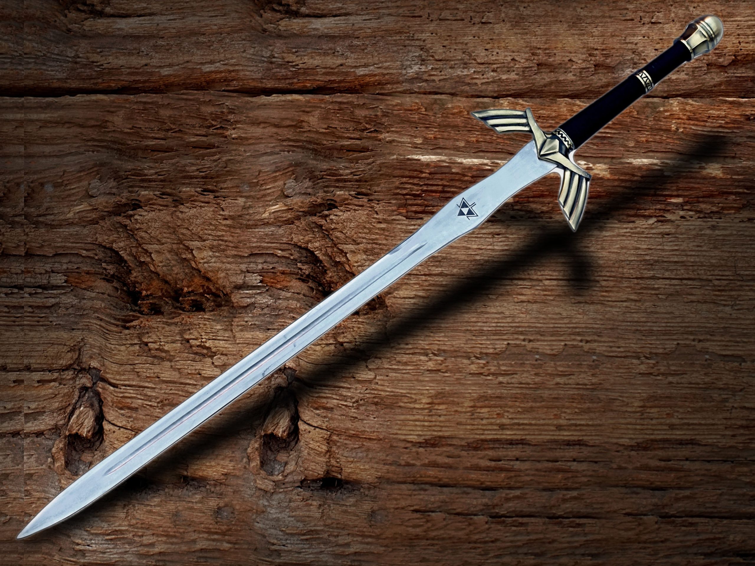 Hand-Forged Master Sword Replica – Full Tang Zelda Sword with Scabbard ...